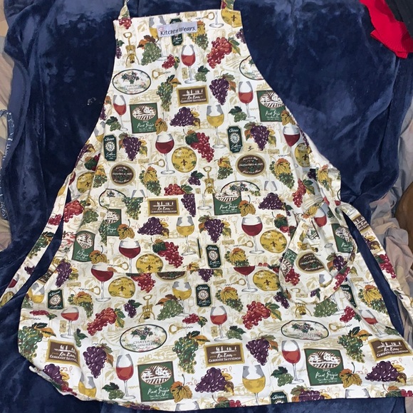 kitchen wear | Dining | Adorable Wine Inspired Kitchen Wear Apron ...